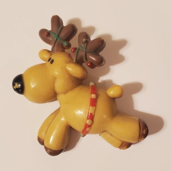 Russ | Jewelry | Vintage Russ Christmas Reindeer Pin Holiday | Poshmark